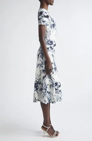 Oscar De La Renta Tonal Tropical Knit Midi Dress - Navy/ivory