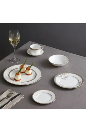 Vera Wang Lace Bone China 3-piece Dinnerware Set - Gold