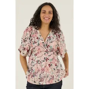 Cache Coeur Printed Tops
