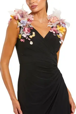 Mac Duggal Sleeveless V-neck Gown With 3d Floral Appliqu