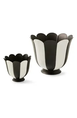 MACKENZIE-CHILDS Courtly Stripe Large Scalloped Flower Pot
