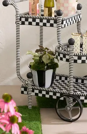 MACKENZIE-CHILDS Courtly Stripe Large Scalloped Flower Pot