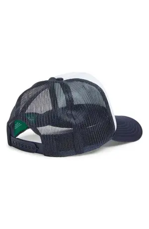 FRIDAY FEELIN’ Trucker Cap With Graphic Detail