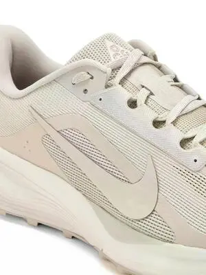 Nike Pegasus Trail Sneakers