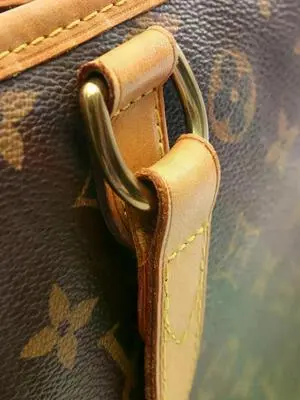 LOUIS VUITTON Batignolles Horizontal Monogram Tote Bag