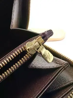 LOUIS VUITTON 2017 Damier Ebene Zippy Wallet