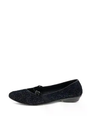 FERRAGAMO Lace Ballet Flats