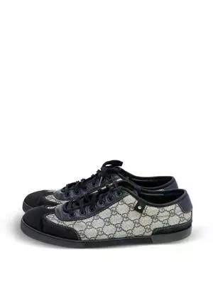 Gucci Gg Supreme Low-top Sneakers - Neutrals