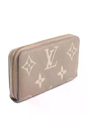 LOUIS VUITTON 2021s Zip-fastening Wallet