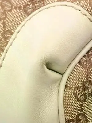 Gucci Sukey Gg-canvas Handbag