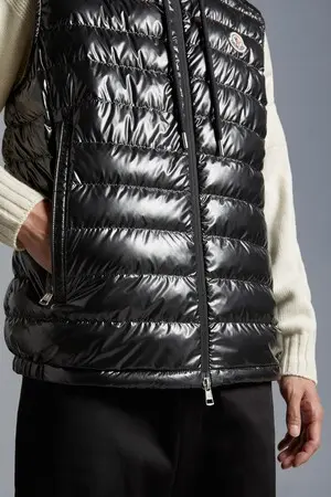 Moncler Akaishi Down Gilet