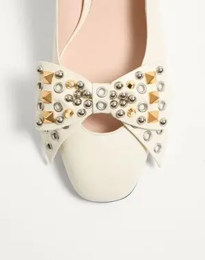 Valentino Garavani Bow Embellished Kidskin Pumps With 45mm Heel - Ivory