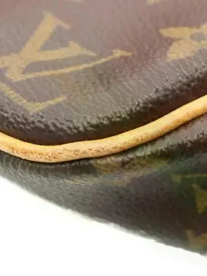 LOUIS VUITTON Batignolles Horizontal Tote Bag