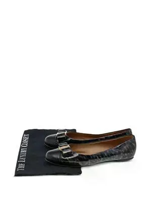 FERRAGAMO Vara Bow Ballet Flats - Black