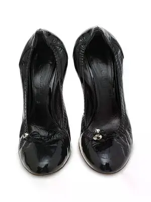 Alexander McQueen Patent Leather Pumps With Skull Charm