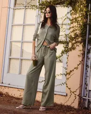 Splendid Lounge Denim Wide Leg Pants - Wheat