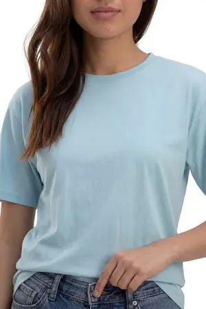 SOLOMON & SAGE Relaxed Crewneck Tee