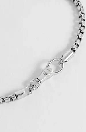 Estée Lauder Chunky Rounded Box Chain Bracelet