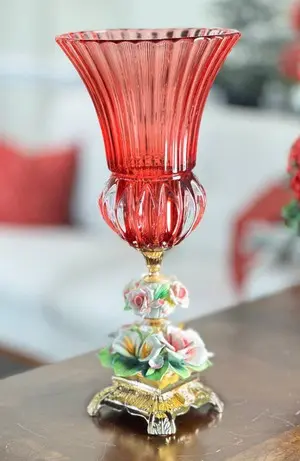 MARK ROBERTS Classic Pedestal Rose Vase