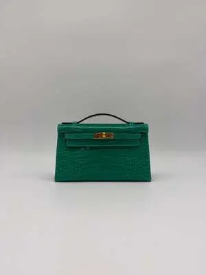 Hermès Kelly Shiny Alligator With Gold Hardware