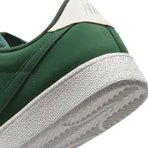 Nike Classic "fir/sail/fir" Sneakers