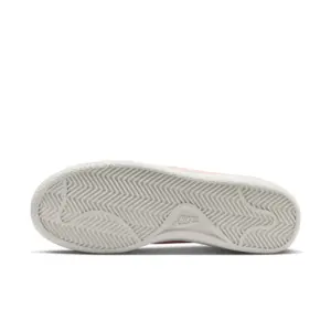 Nike Classic Suede Sneakers - Pink