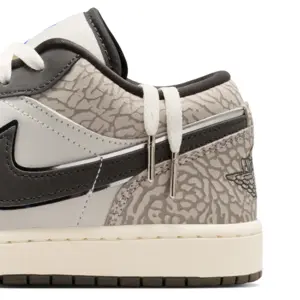 JORDAN 1 Low Se Sneakers - White