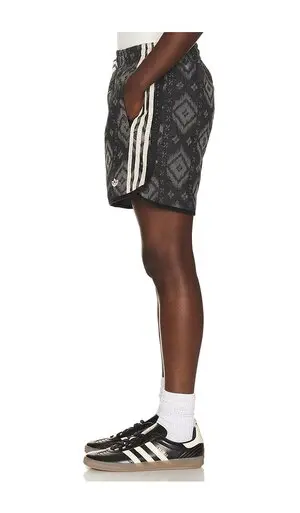 ADIDAS ORIGINALS X Clot Edison Chen Ikat Sprinter Shorts