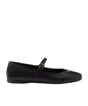 Prada Triangle-logo Flat - Black