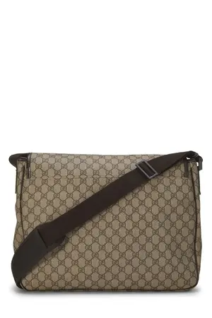 Gucci Gg Supreme Canvas Flap Messenger Bag