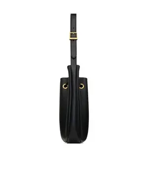 Saint Laurent Vii Logo Plaque Shoulder Bag
