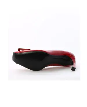 ROGER VIVIER Trompette Buckle Pumps - Red