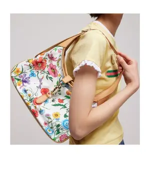 Gucci Jackie 1961 Medium Shoulder Bag - White