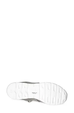 UGG Willows Lace-up Knit Sneakers