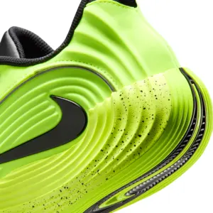 Nike Giannis Immortality Basketball Shoes - Yellow