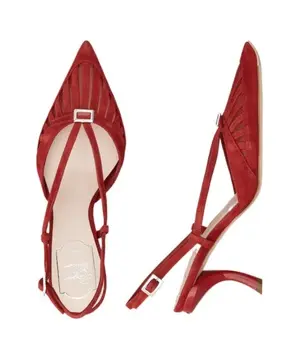 ROGER VIVIER Dorsay Virgule Velvet Leather Pumps