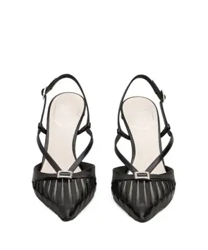 ROGER VIVIER Virgule D'orsay Pumps In Leather With Mini Metal Buckle
