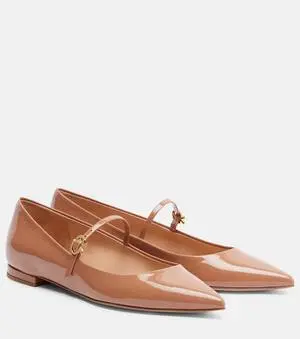 GIANVITO ROSSI Patent Leather Mary Jane Flats - Beige