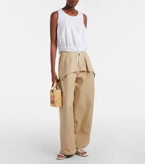 Loewe Petal Anagram Leather Sandals - White