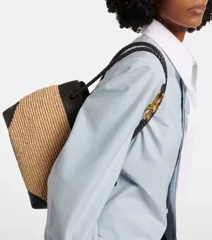 Bottega Veneta Small Andiamo Raffia And Leather Top-handle Bag - Brown