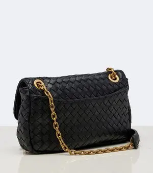 Bottega Veneta Madison Intrecciato Leather Shoulder Bag - Black