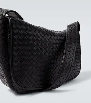 Bottega Veneta Large Woven Leather Messenger Bag - Black