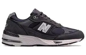 NEW BALANCE 991 Sneakers