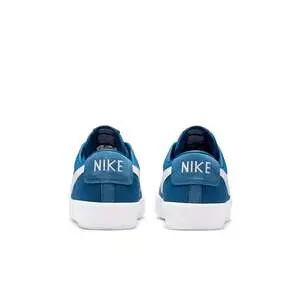 Nike Zoom Blazer Low Pro Gt Sb Sneakers - Blue/white