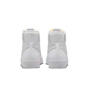 Nike Blazer Mid '77 Vintage High Top Sneakers - White