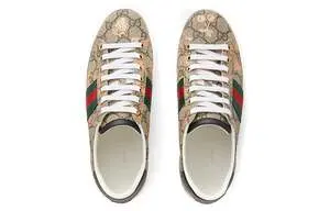 Gucci Ace Gg Supreme Berry Print Sneakers - Beige/ebony/green