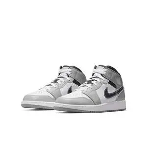 JORDAN 1 Mid Sneakers - Grey