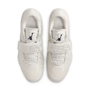 JORDAN Zion 3 Se Sneakers - Light Bone/sail/volt