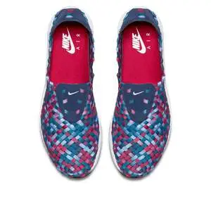 Nike Woven Premium - Black