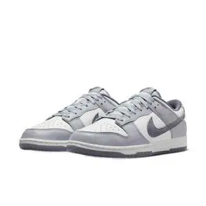 Nike Dunk Low Se Sneakers